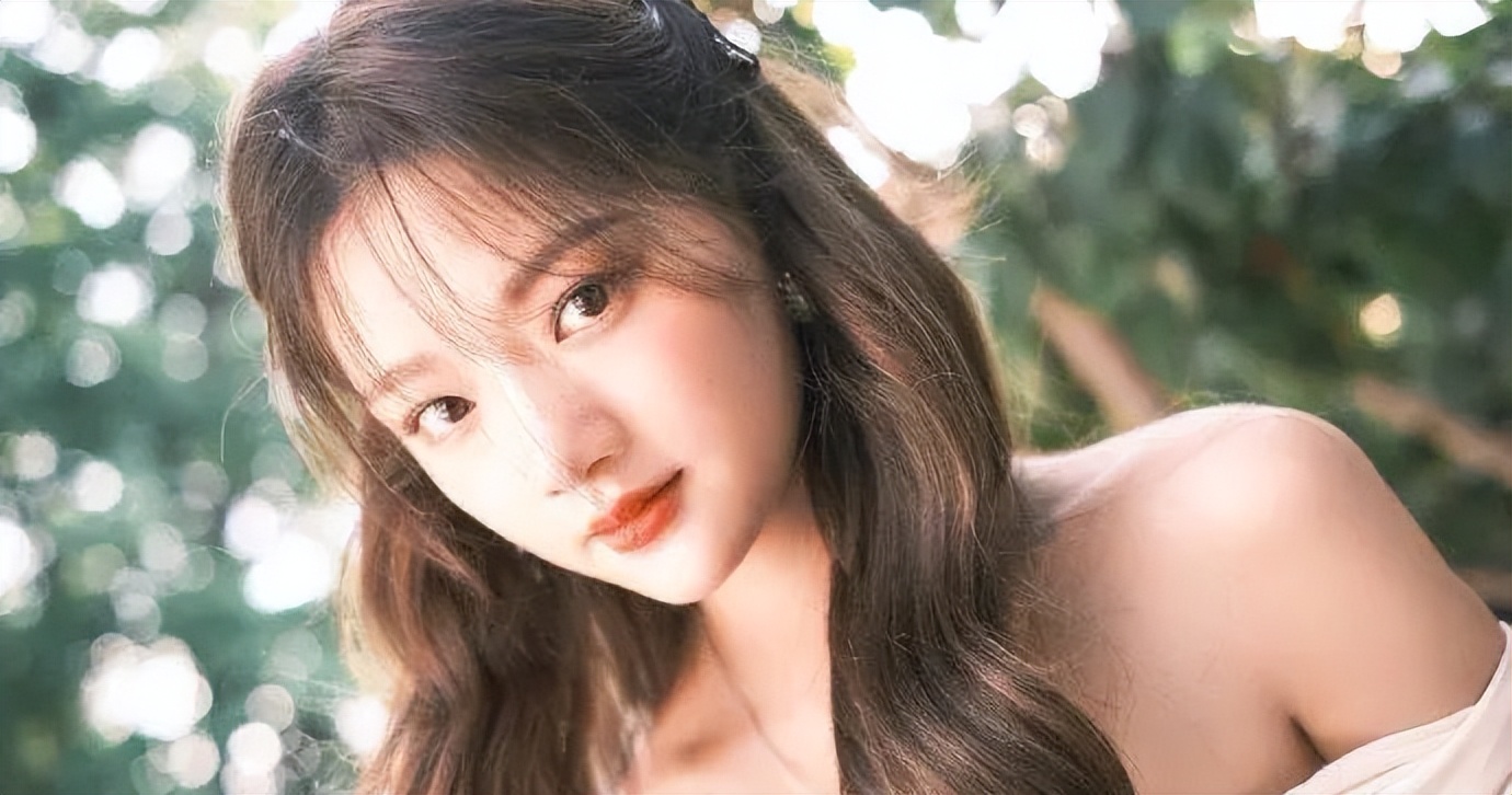 Little Gossip, Zhai Xiaowen, He Junlin, Wang Junkai, Ren Min - iNEWS