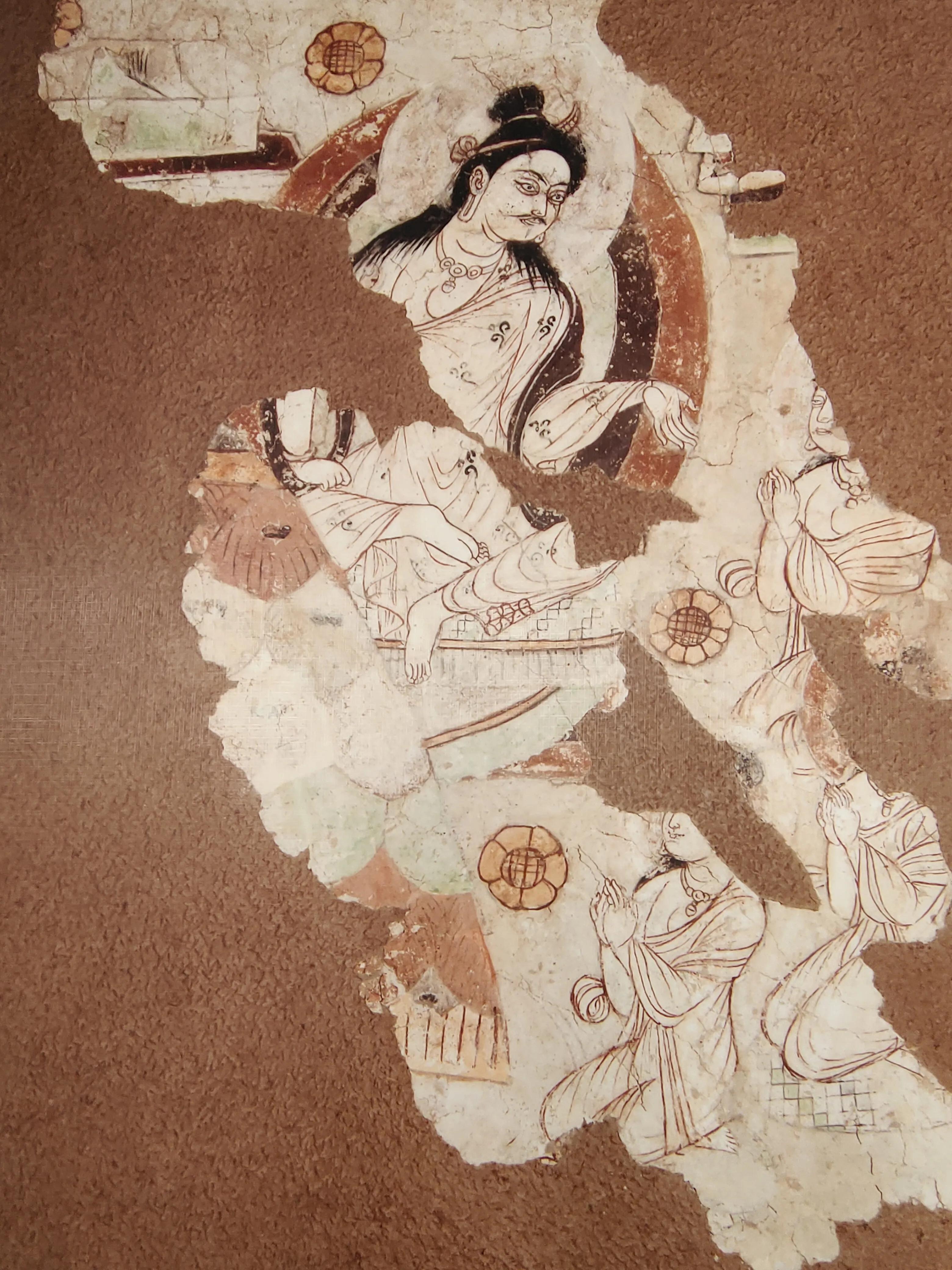 A rural museum in Xinjiang has a rare cultural relic worth over 100 ...