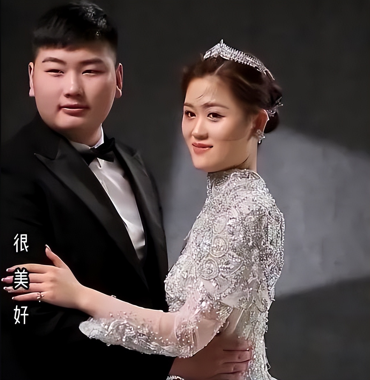 Zhu Xiaowei and his second wife show their affection, Chen Yanan's ...