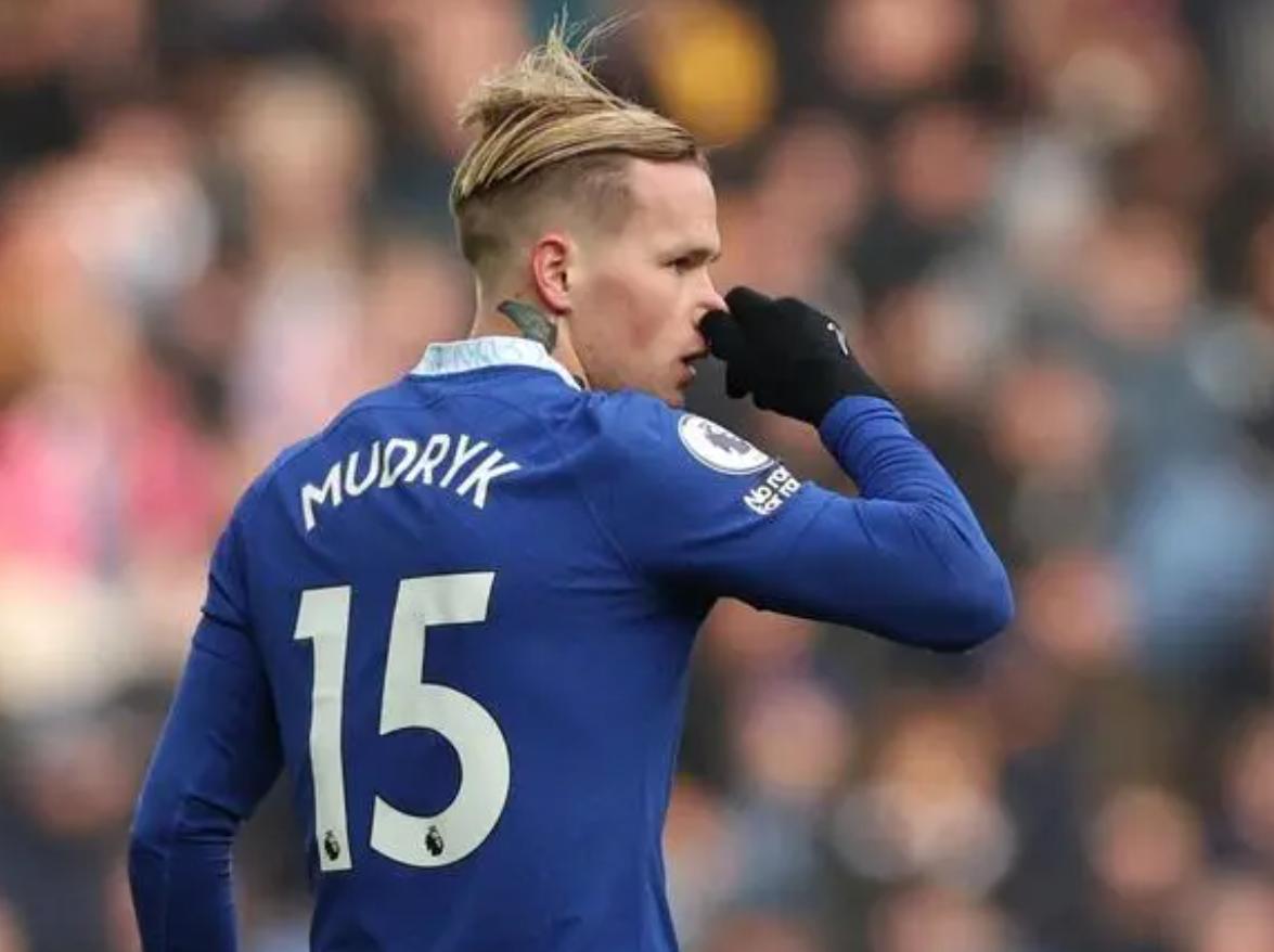 It turns out that Chelsea is the real moron!The winter window madly ...