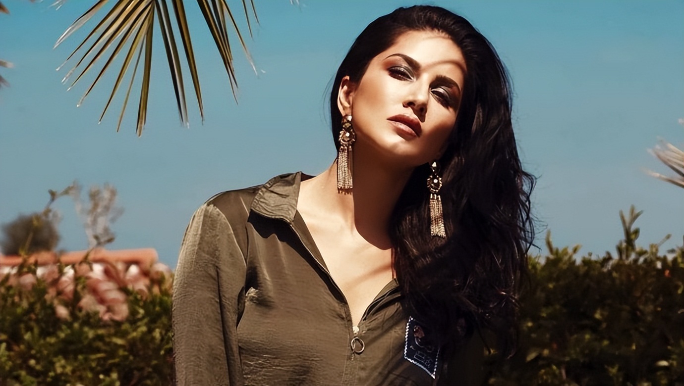Sunny Leone, one of the 12 best female stars - iMedia
