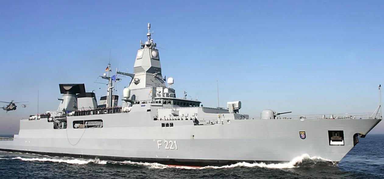 The new frigate has a displacement of 5,500 tons and carries 126 ...