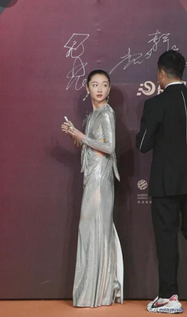Zhou Dongyu can finally get rid of the title of actress who has nothing ...