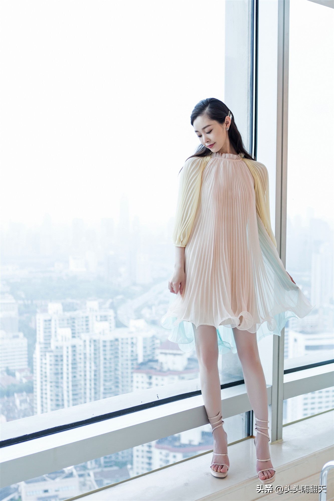 Song Yi's amazing photo long skirt and short skirt are both in battle ...