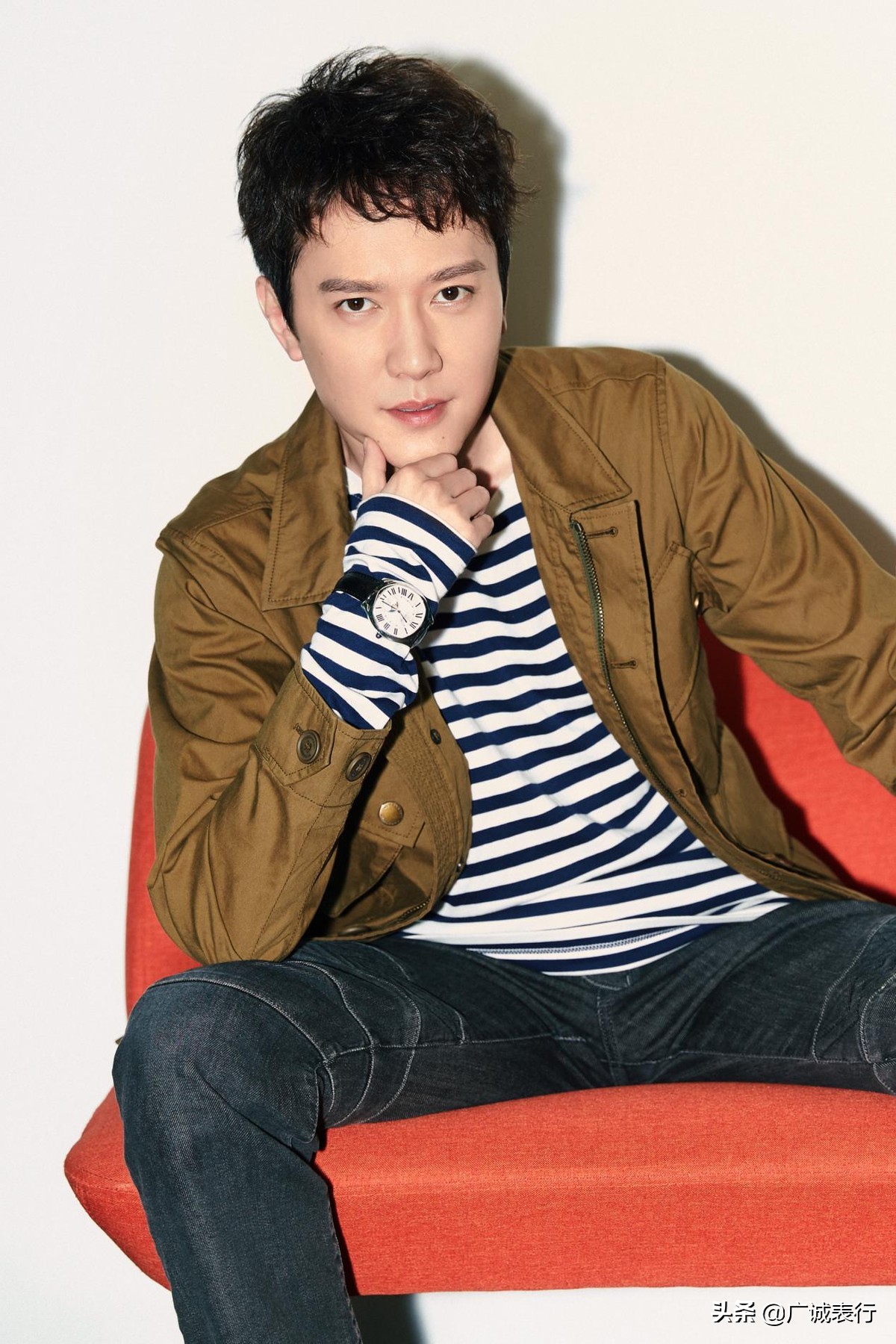 What watches does the famous actor Feng Shaofeng wear? - iNEWS