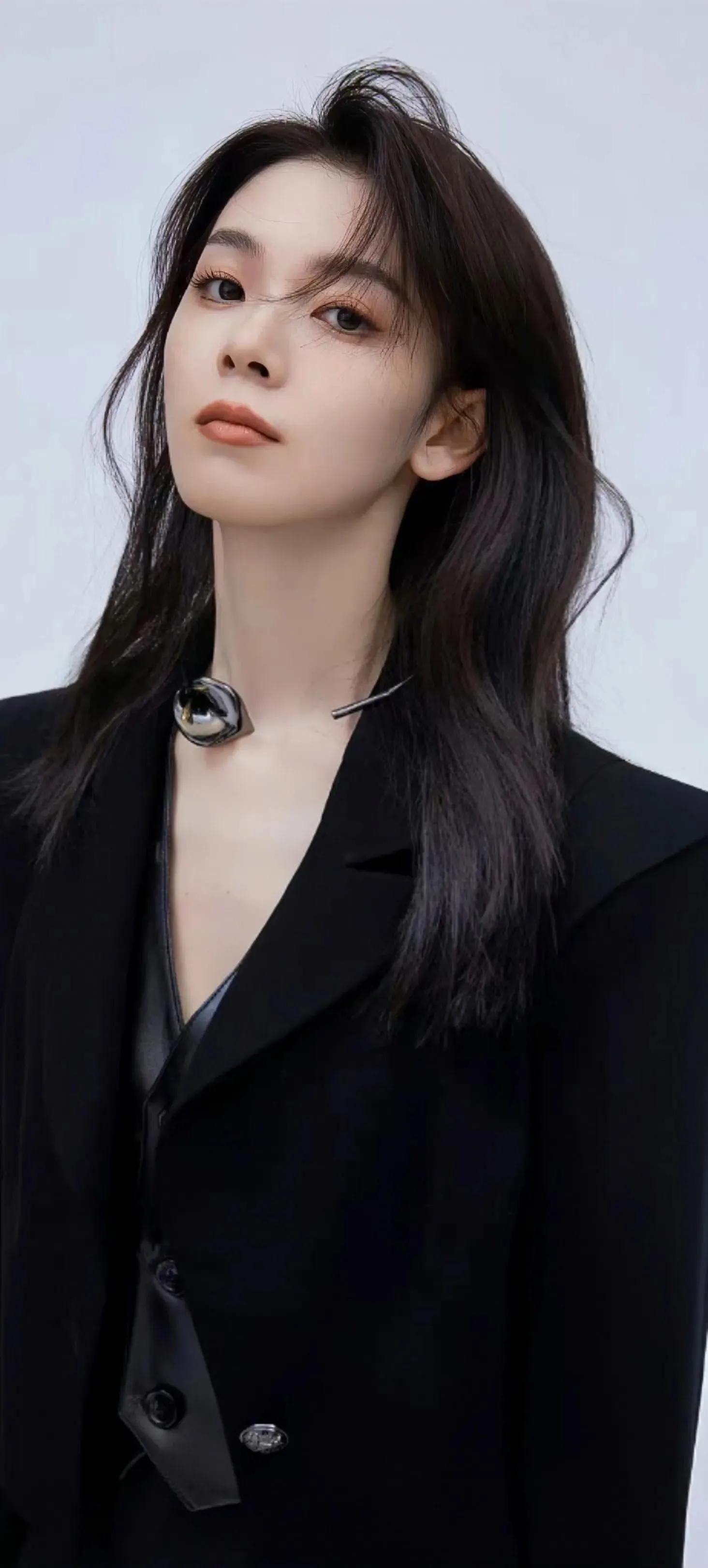 Mobile wallpaper beautiful picture - Chen Yao 592 issue - iNEWS