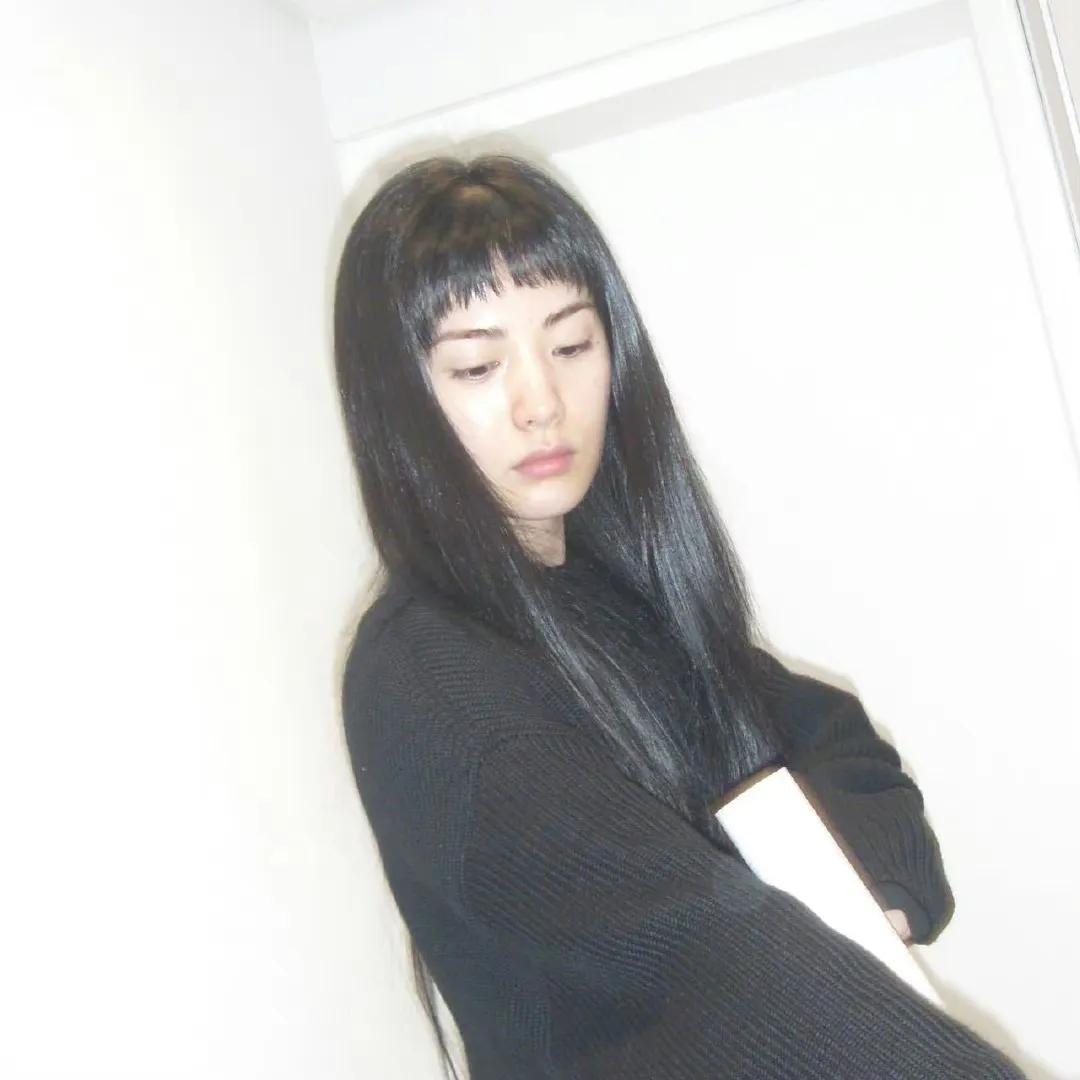 South Korean actress Lin Zhenna's latest ig photo shows her new ...