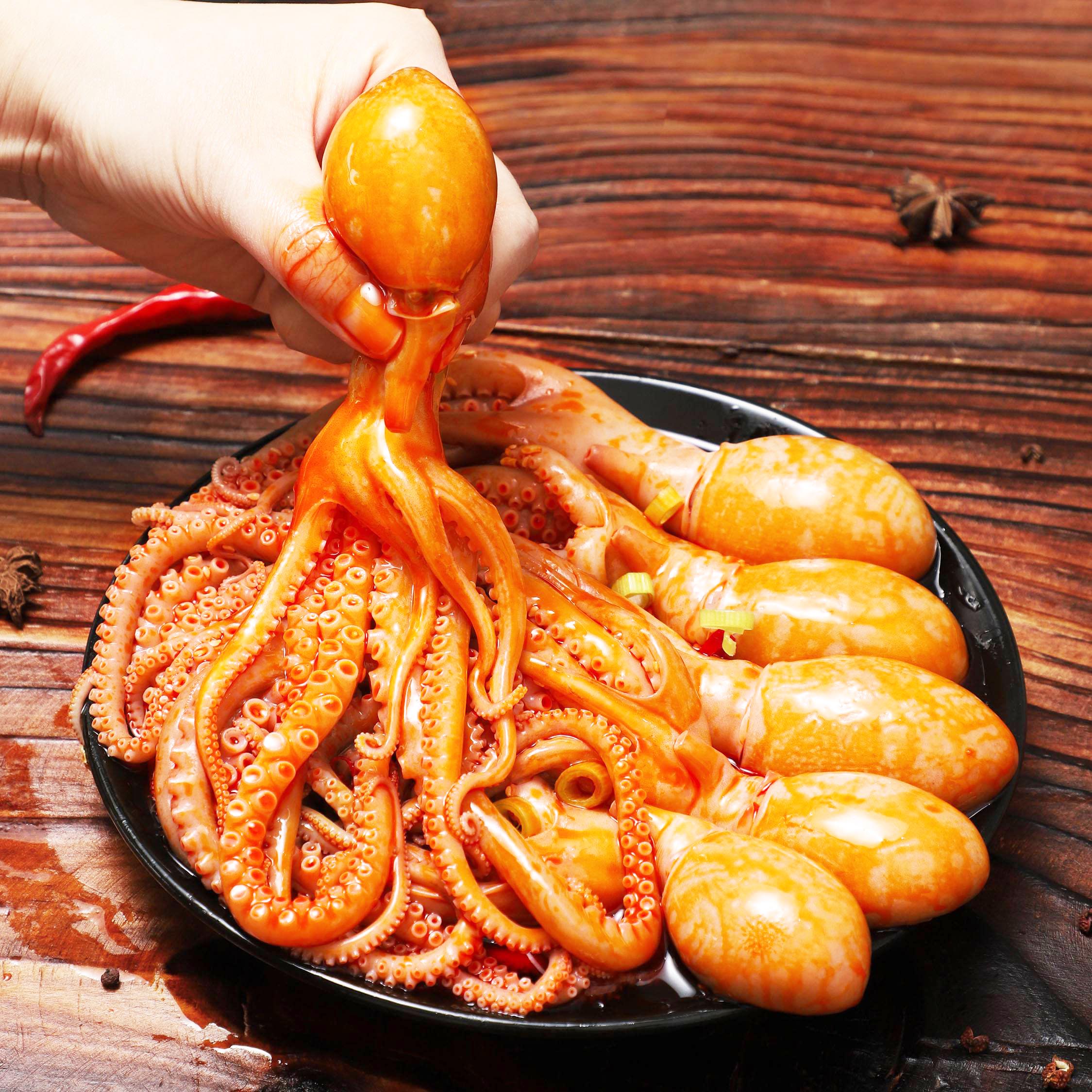 The strangely shaped octopus is both fierce and gentle - iNEWS