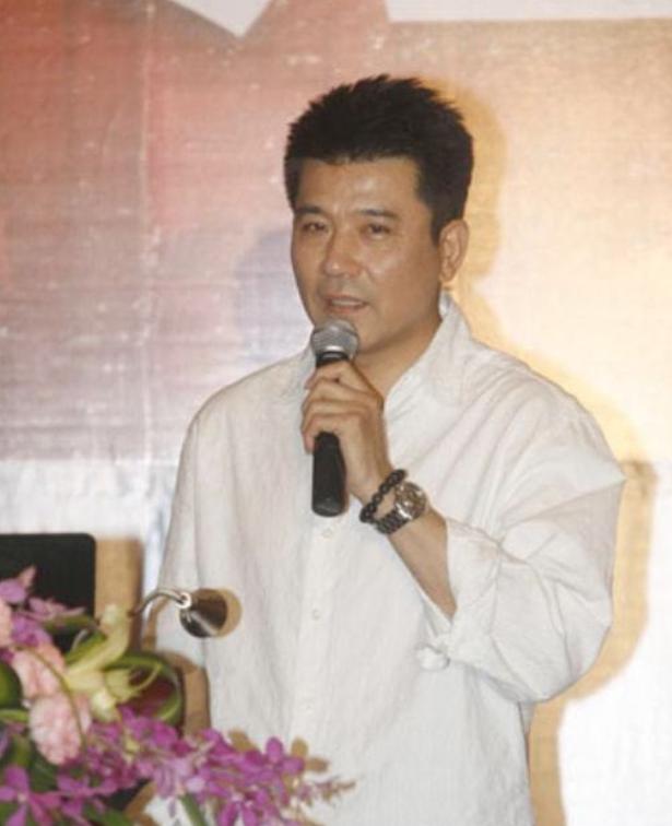 Sun Chun, an old drama player: married his first love Fu Lili, married ...