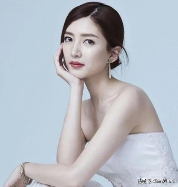 Jiang Shuying laughed at himself as "the ugliest in the class". After ...