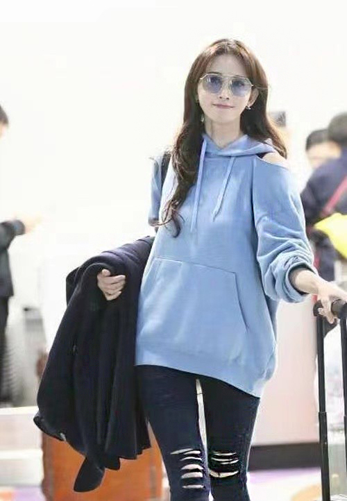 Lin Chiling knows how to look tender. She wears a "sweater" and digs a ...