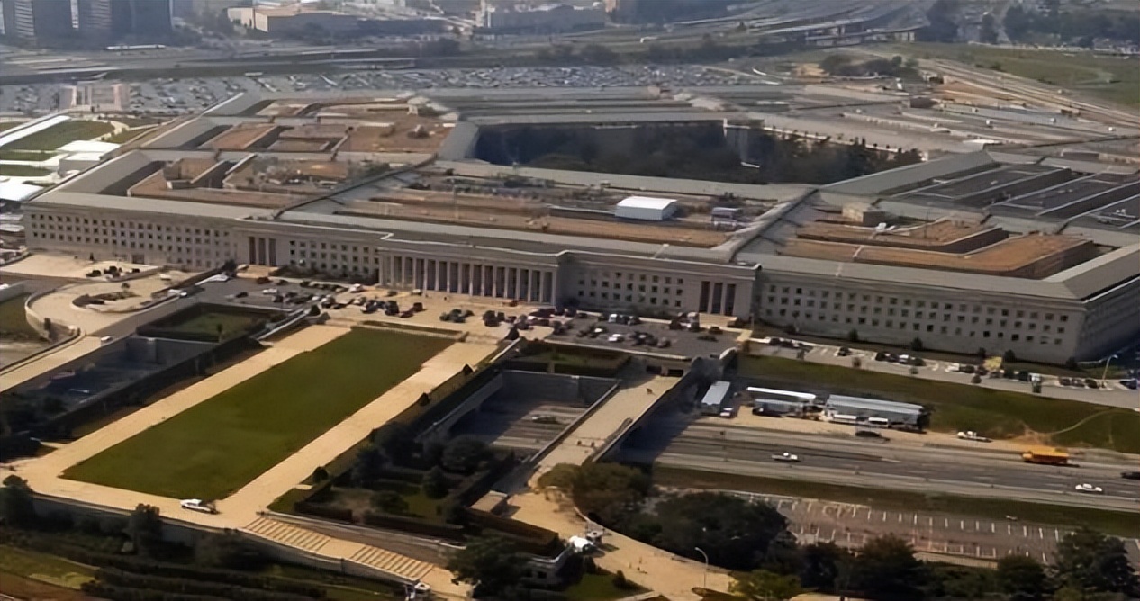 The meritorious building of World War II ushered in 17 years of ...