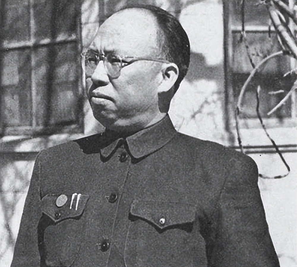 When the People's Liberation Army was awarded the title, Luo Ronghuan ...