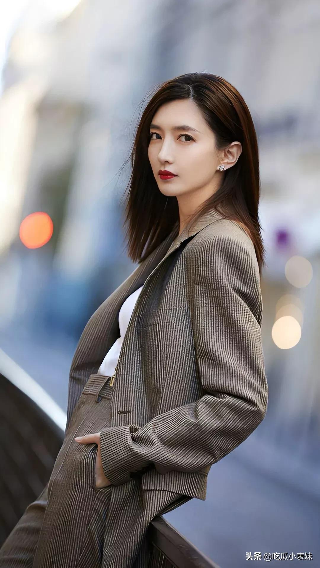 Jiang Shuying, outstanding temperament, charming - iNEWS