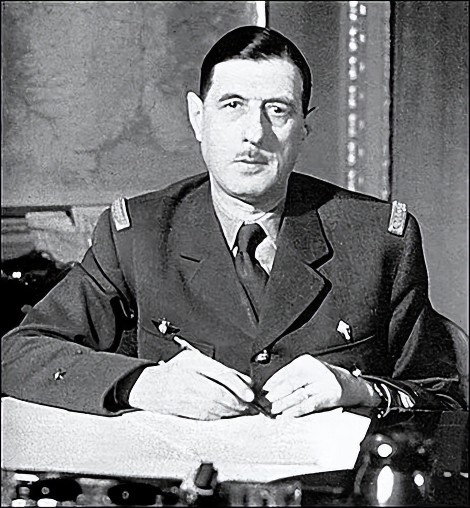 As a well-known French military strategist, what kind of contribution ...