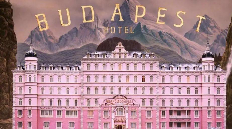 How "The Grand Budapest Hotel" uses symmetrical composition and color ...