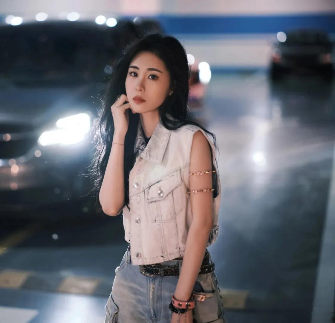 Zhang Bichen's new song "Cage" easily captures people's hearts, with ...