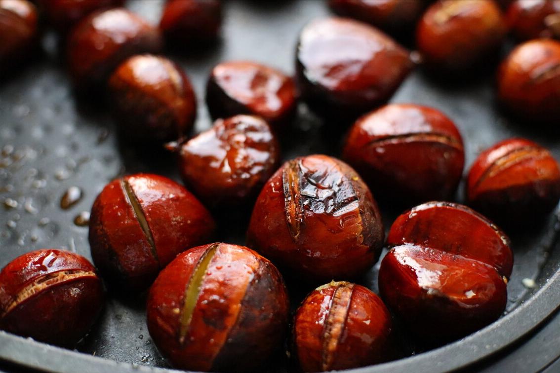 How to cook chestnuts?Use cold or hot water?Teach you the correct way ...