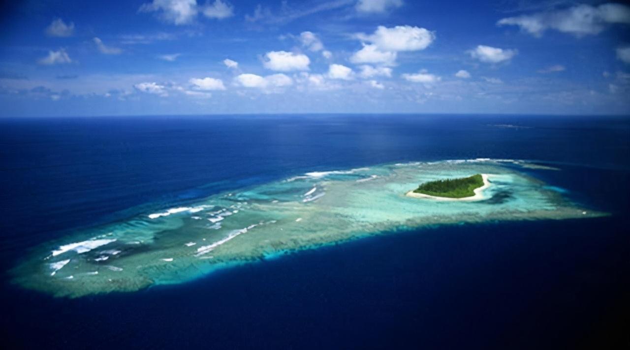 Ghost Shouting Reef in the South China Sea: It is only 4 kilometers ...
