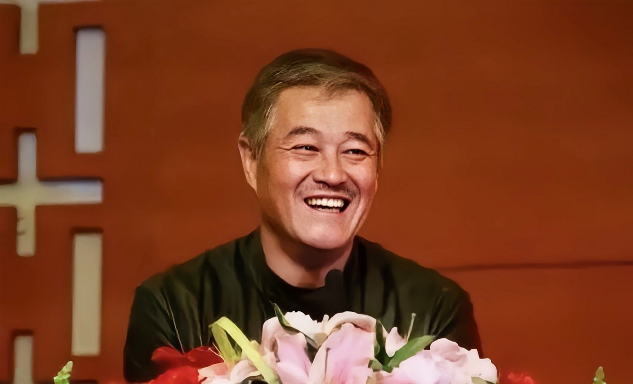 Divorced Zhao Benshan and earned millions of property for her daughter ...