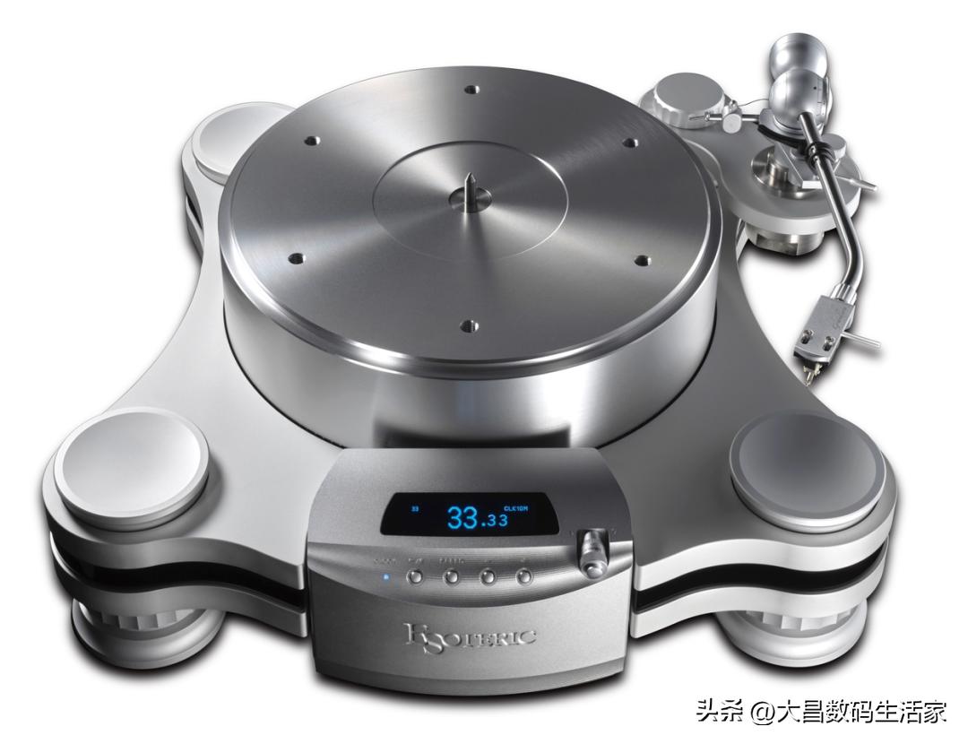 Contactless, smooth glide Esoteric Grandioso T1 vinyl turntable - iNEWS