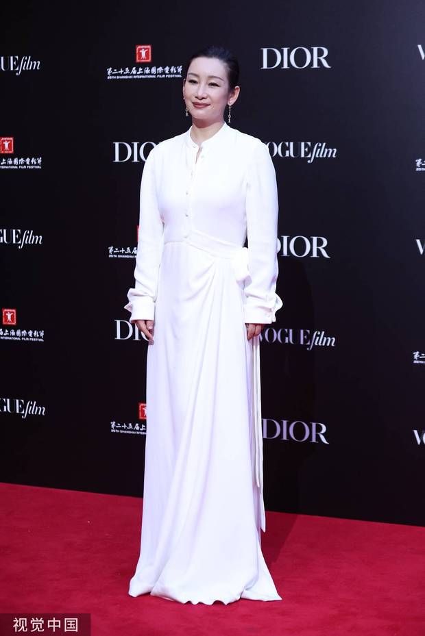 Di Lieba, Yang Caiyu, Jiang Shuying on the red carpet are in better ...