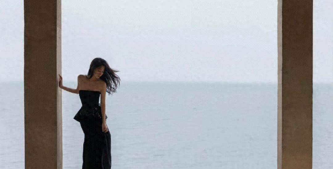 5 "half-aged ladies" in the entertainment industry, with curvy waists ...