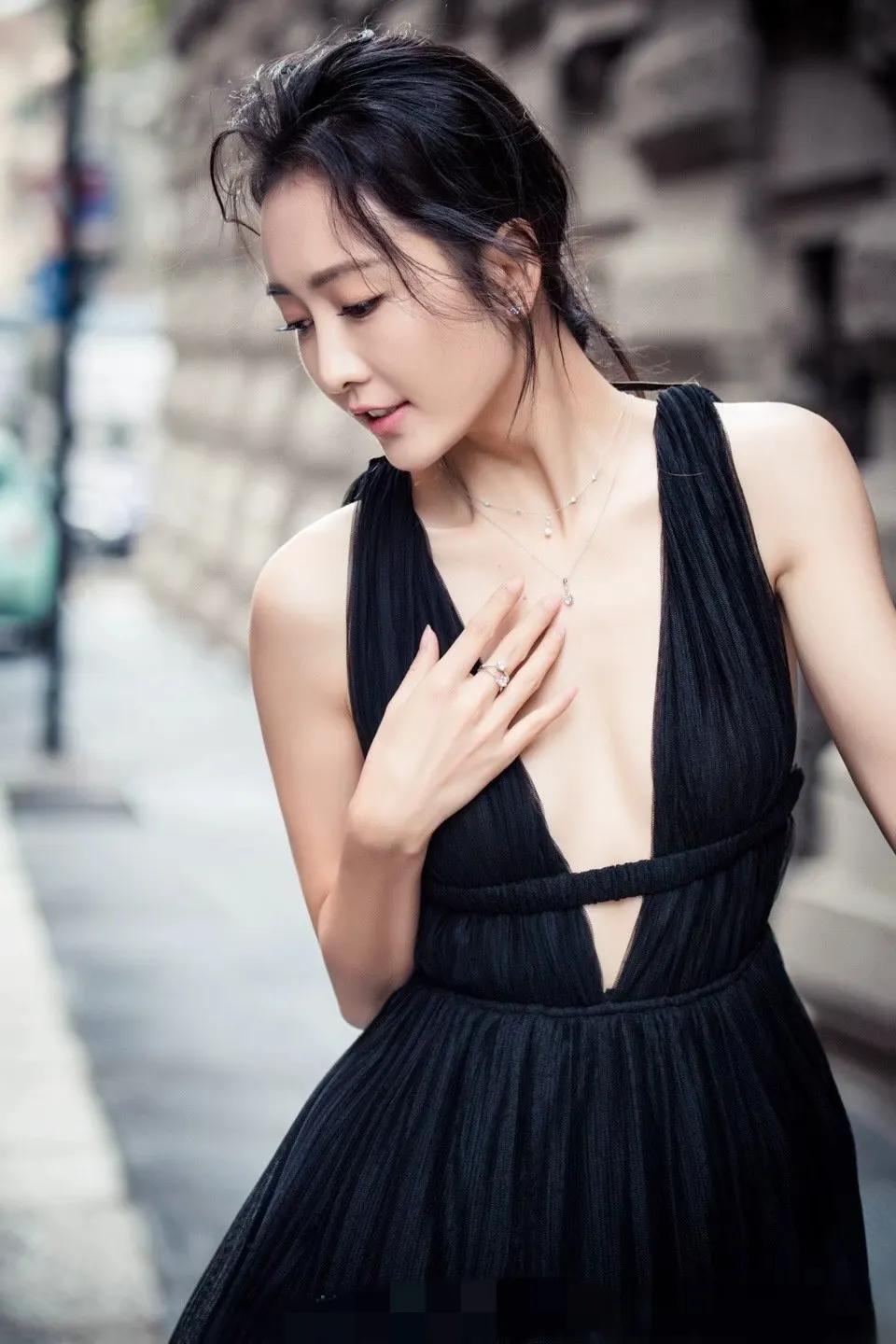 Wang Ou beauty photo - iMedia
