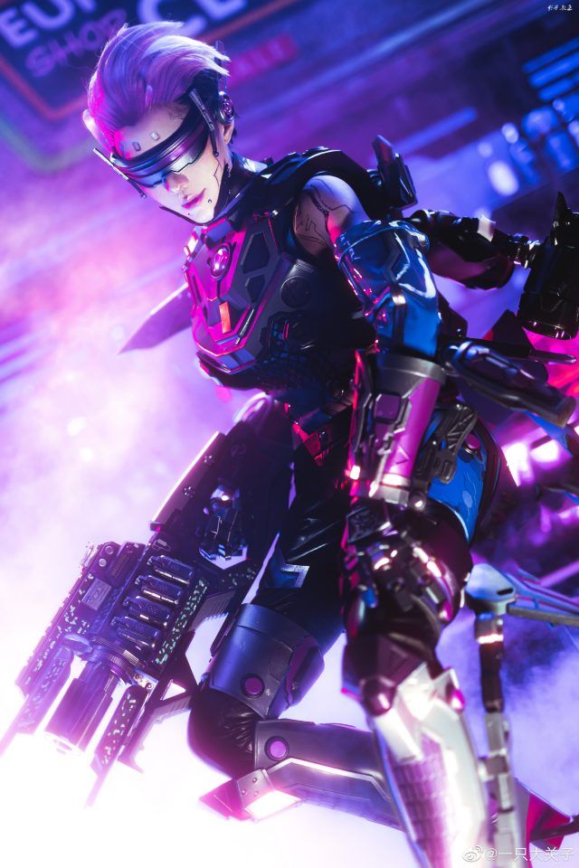 A big Guanzi cos "APEX Heroes" Valkyrie, the avenger soaring into the ...