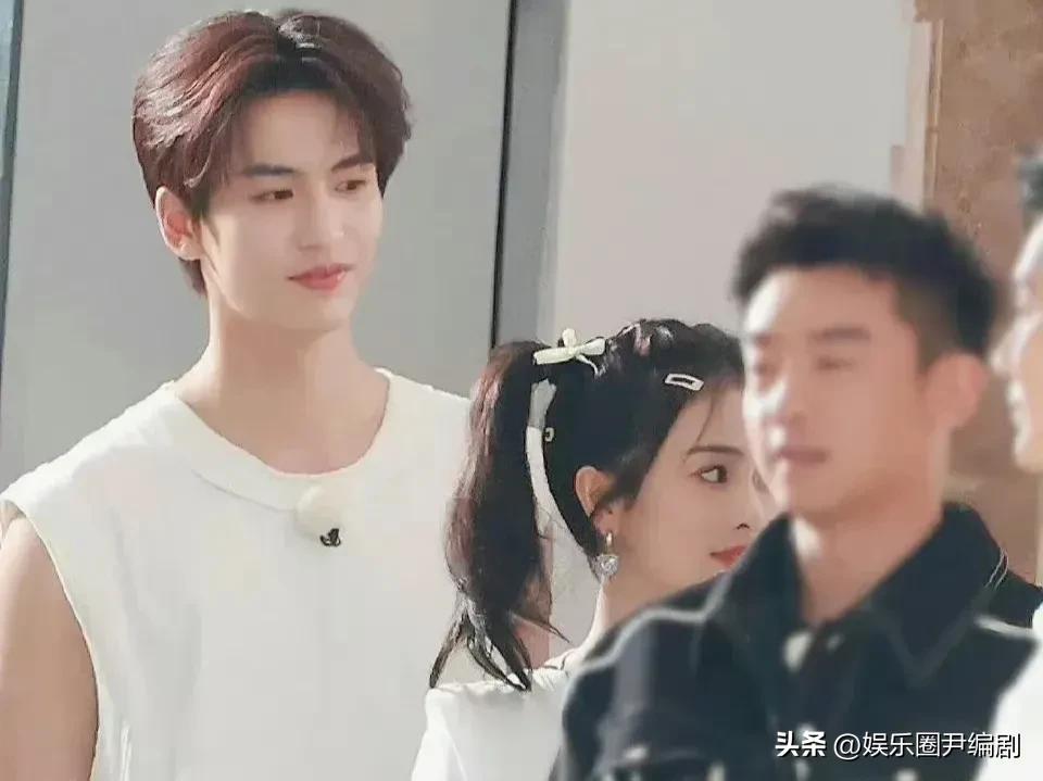 Bailu Zhang Linghe is in the same frame for the first time after the rumors of breaking up ...