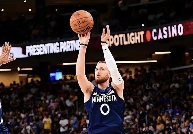 It's like a family member's death! DiVincenzo blasts Thibodeau. Finch ...