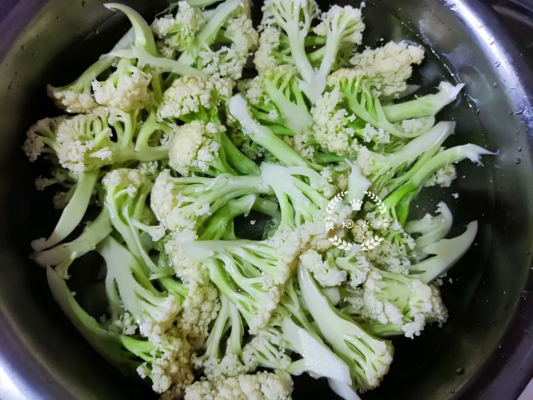 "If you don't nourish your liver in autumn, your face is full of spots ...