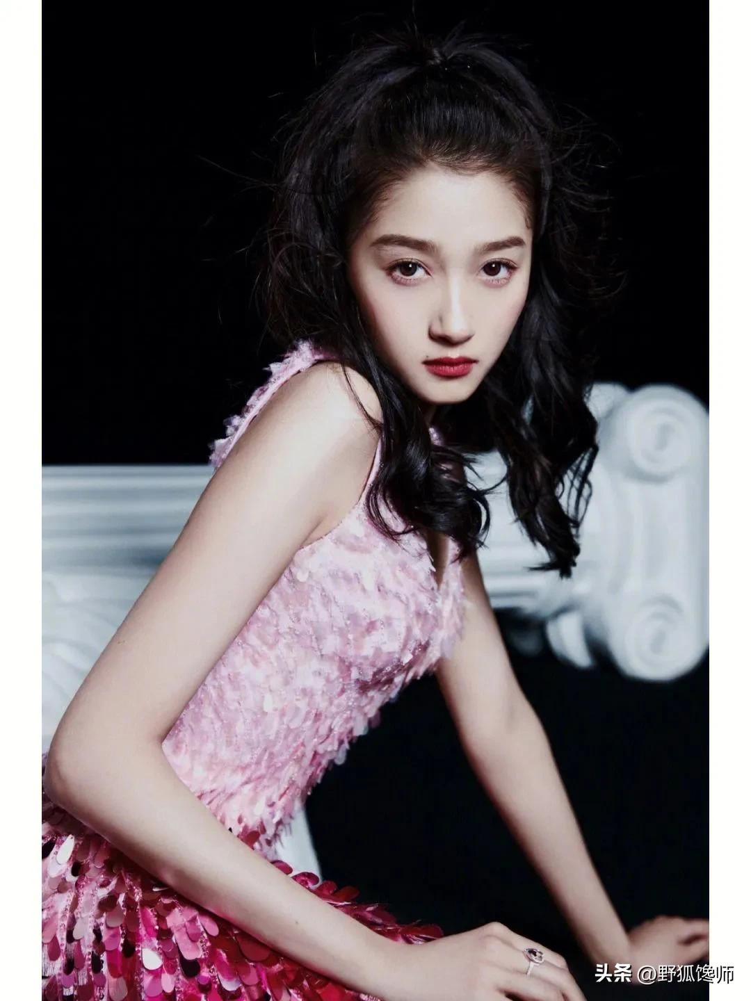 She became famous at a young age and has a prosperous career, but this ...