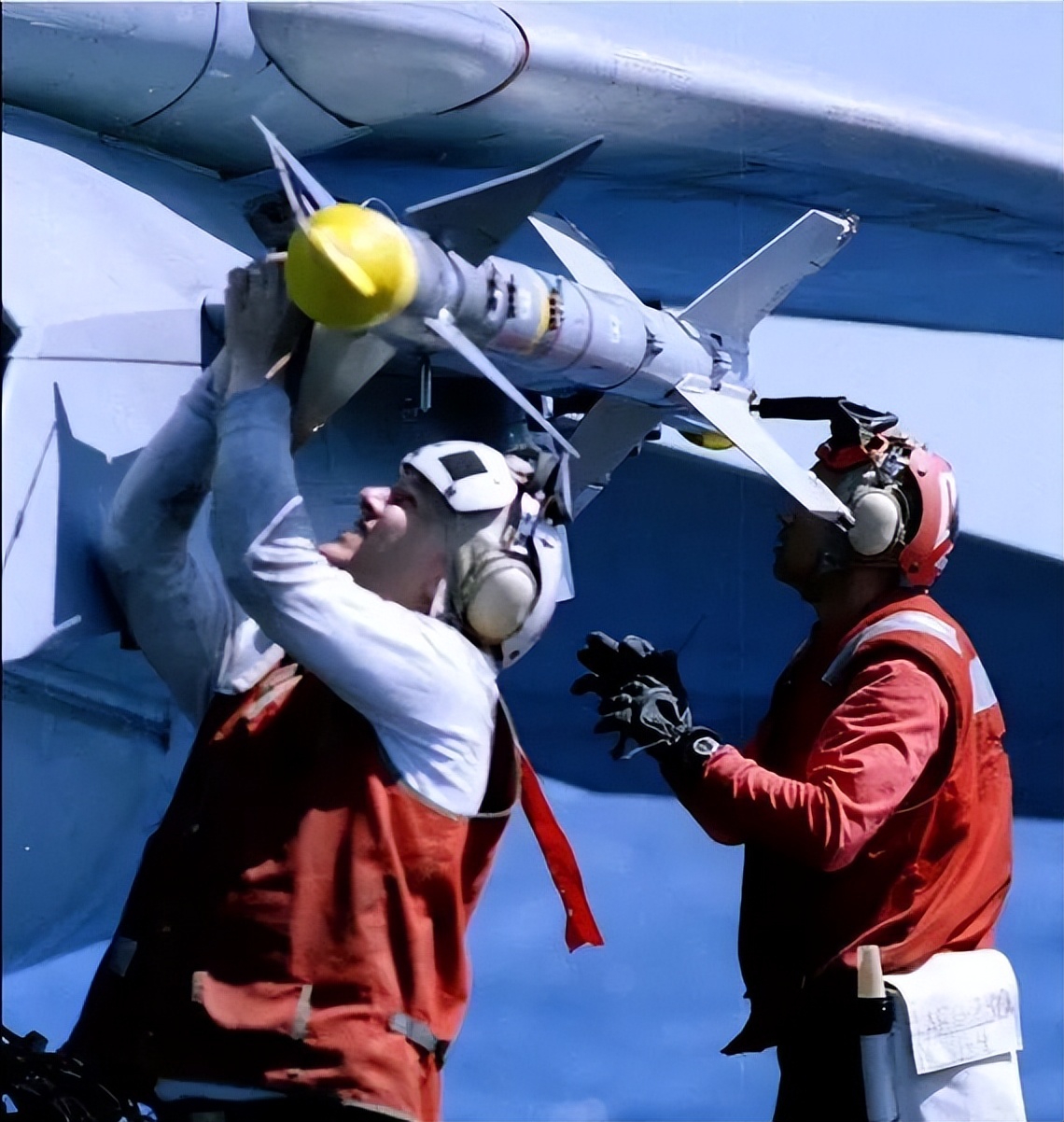 U.S. military pilots have 87 percent higher risk of melanoma, higher ...