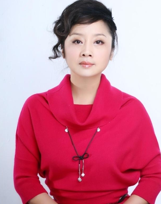 Tang Jing: After divorcing Wang Xinjun, she vowed not to marry again ...