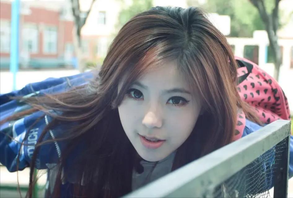 Female star Zhao Ting showed a video of dancing in the gym, sparking ...