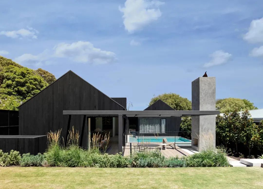 The 160-square-meter villa built in the countryside, I dare not imagine ...