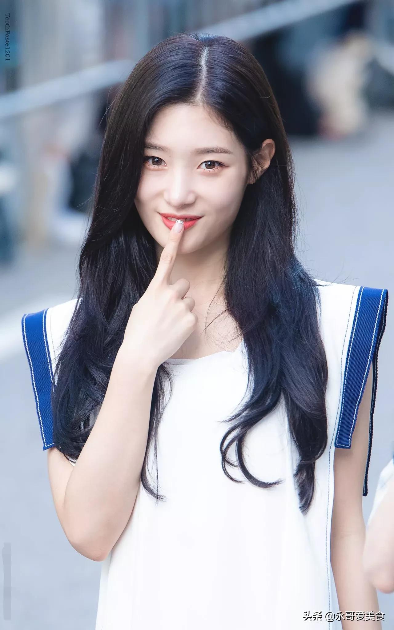 Zheng Caiyan, Korean super beautiful singer, fresh and beautiful, super ...