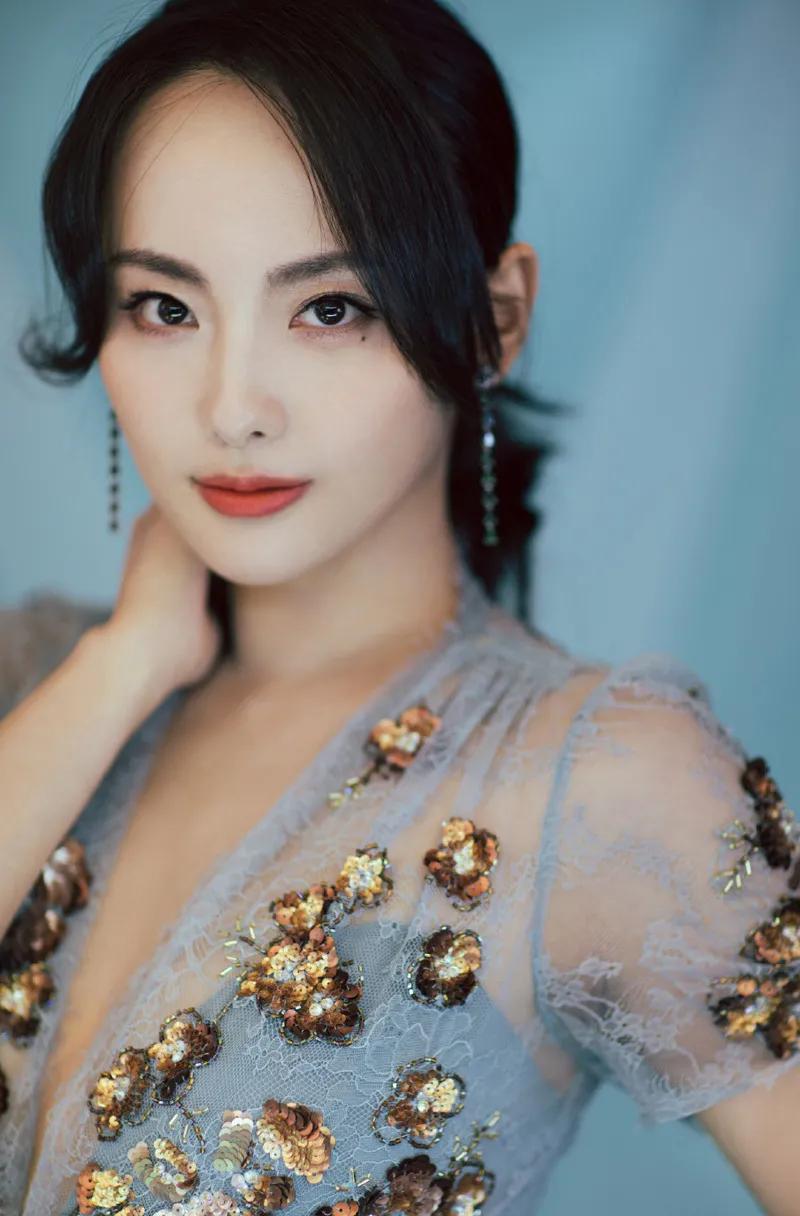 Stunning photo of Zhang Jia Ni - iMedia