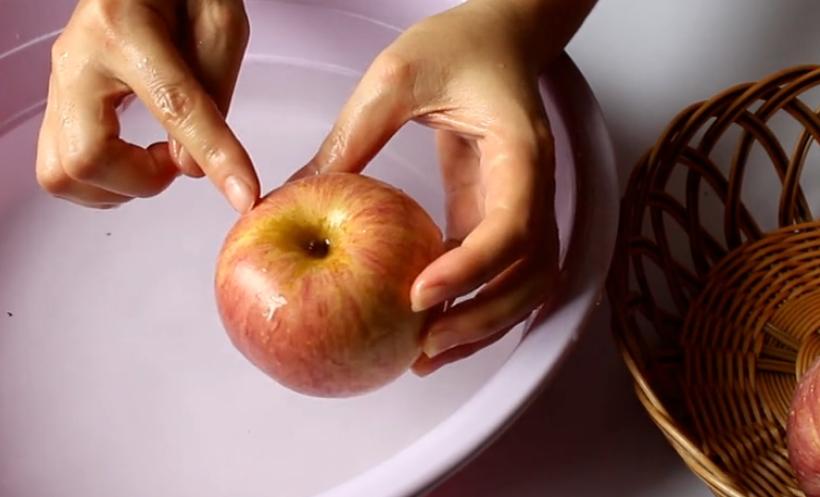 Ginger and apples are nutritious and delicious and relieve greasiness ...