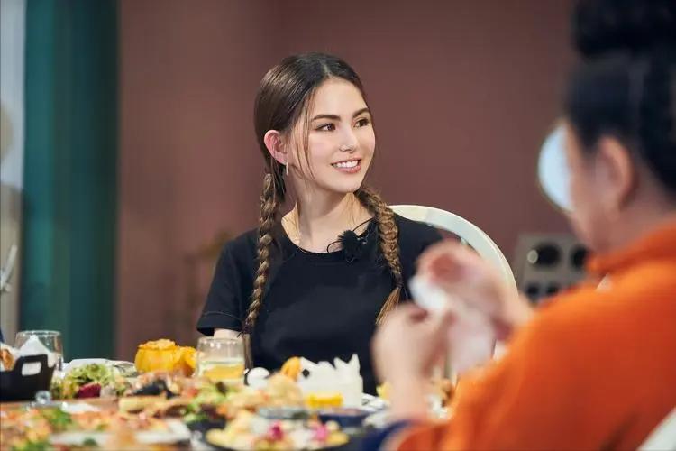 Jay Chou: She followed me at the age of 17 and gave birth to 3 children ...