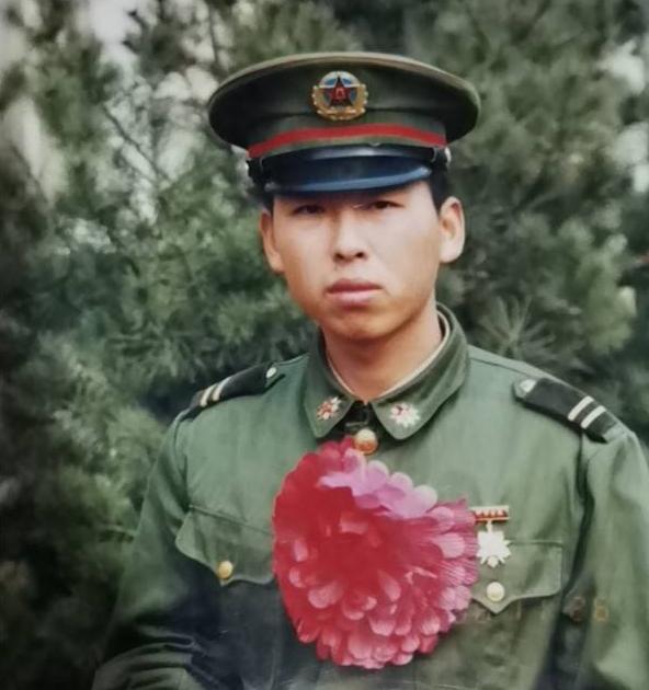 "Uncle Shoushan" Yu Xinwei: In debt of 300,000, his wife married him ...