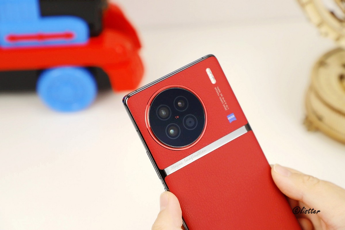 New year for a new machine!I took a few makeup photos for the vivo X90 ...