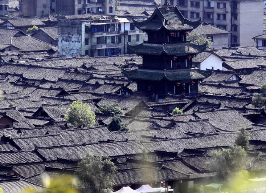 During the Qin and Han Dynasties, what aspects would the development of ...