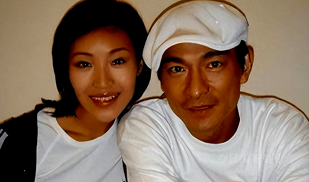 I couldn't hide it at all. Andy Lau and Lai Wenhui's relationship was exposed. It turned out ...