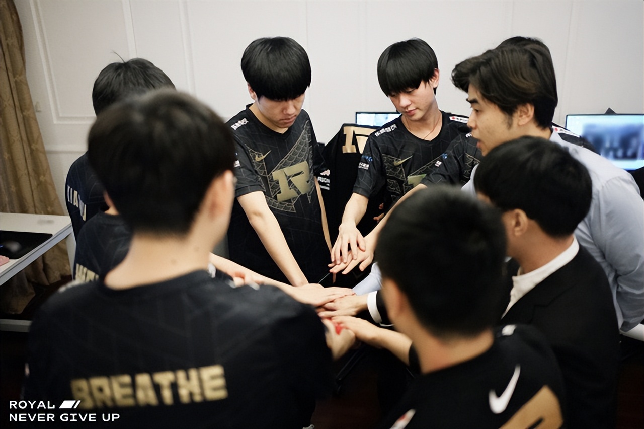 電競春晚來襲，但情況卻相反：RNG衝擊復活甲，IG卻無緣季後賽 - 資訊咖