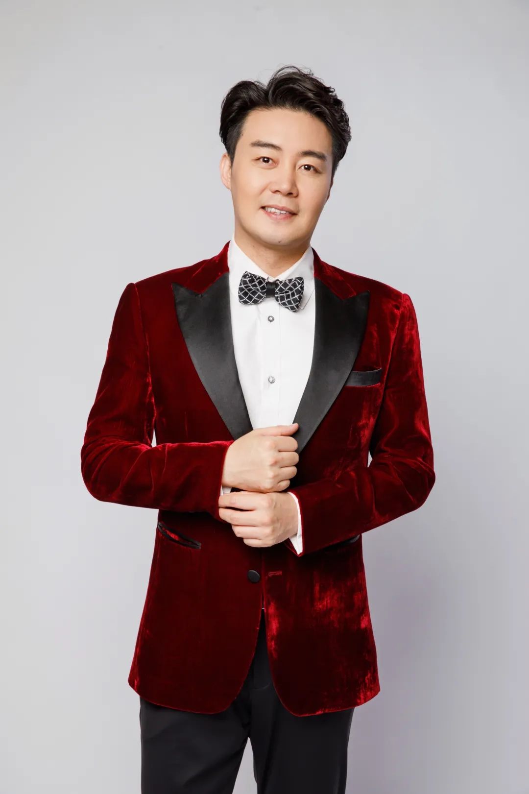 Meet the soprano "male god" Zhang Yingxi at the first bel canto concert ...