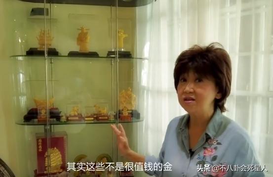 67-year-old Zhu Mimi calls herself a kennel, and settled in Singapore ...