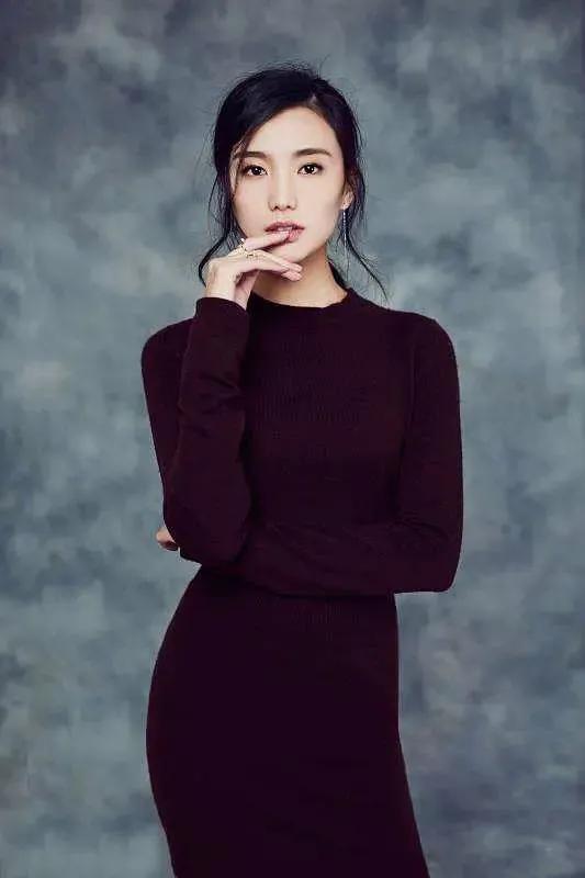 Hae Ha Jin Hee, model, actress - iNEWS
