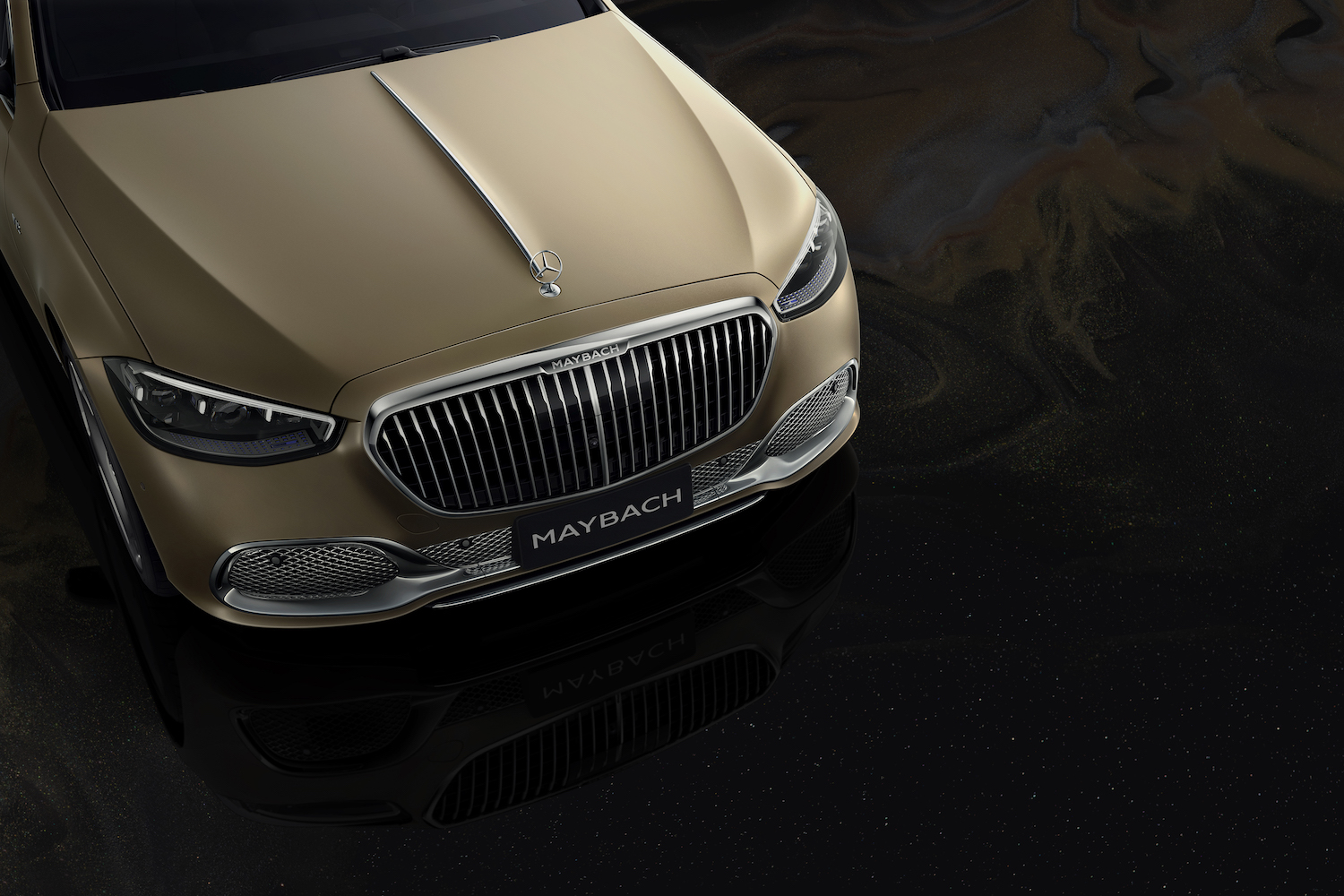 Mercedes-Maybach talks to Qiu Qingnian, a master of intangible cultural ...